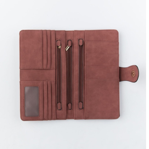 Tilly's | Bags | Nwt Tillys Violet Ray Perforated Walletclutch | Poshmark